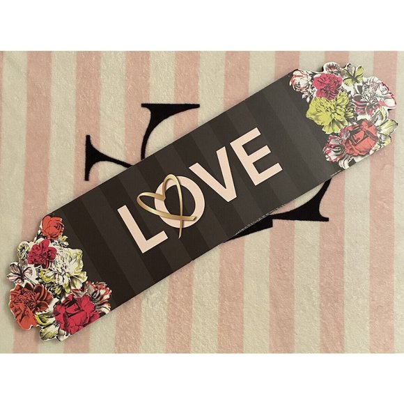 Victoria's Secret | Other | Victorias Secret Store Prop Love Flowers ...